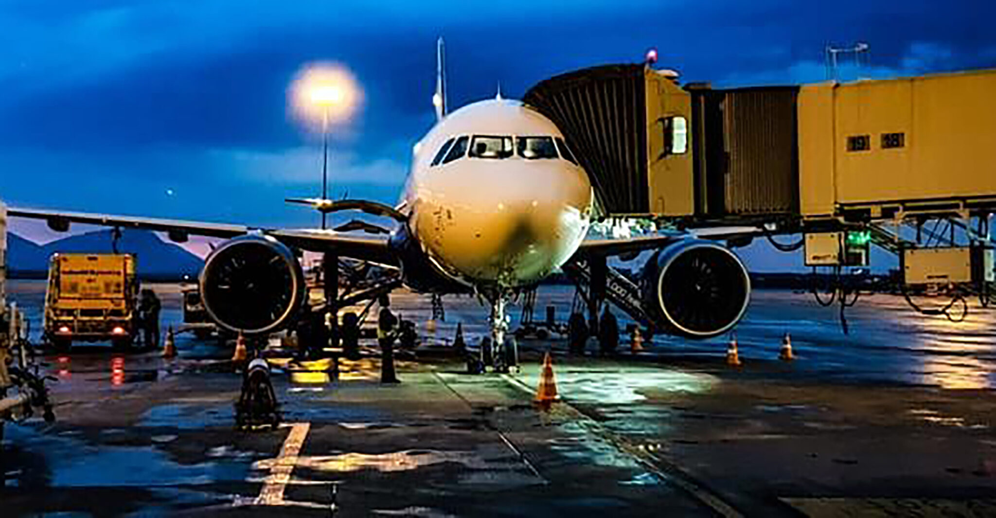 How to Reduce Aircraft Turnaround Time Through AI - Synaptic Aviation