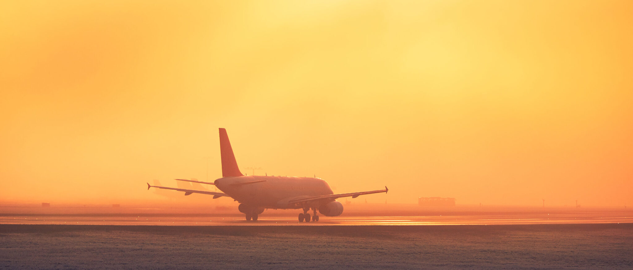 How Airports Maintain Safety and Efficiency During Weather Disruptions ...